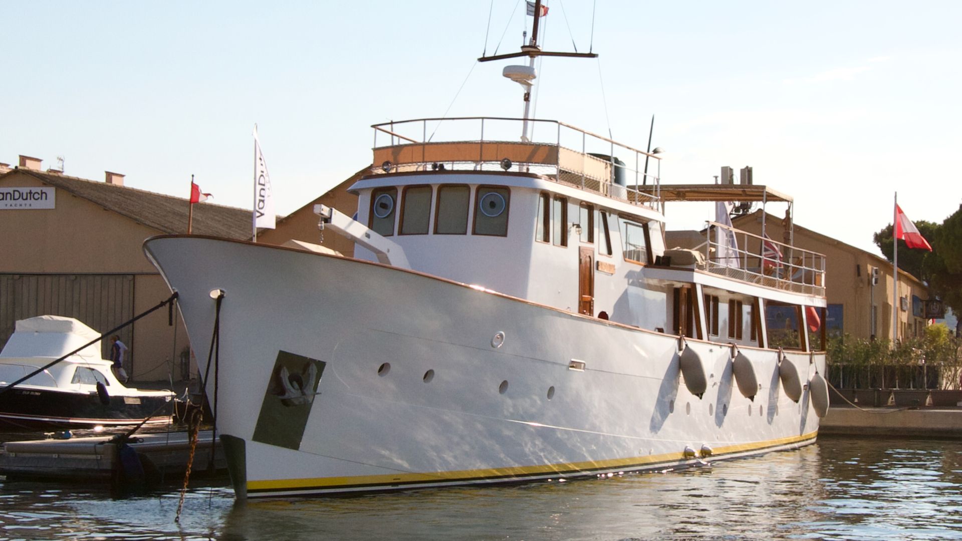 Destiny S yacht (Camper & Nicholsons, 28.8m, 1959)